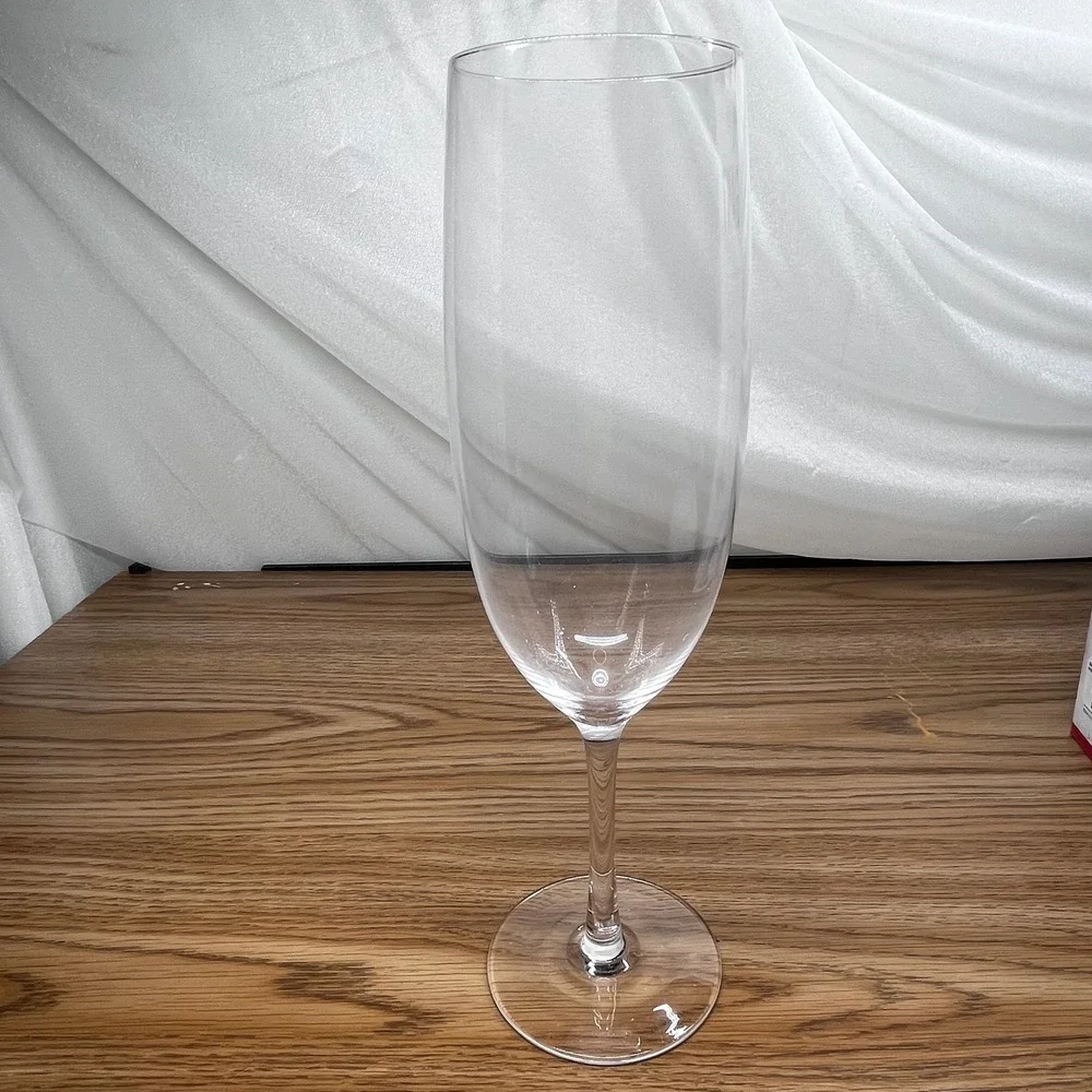 Undici | Dining | Undici Unisex Giant Champagne Glass Clear Glass 25oz ...